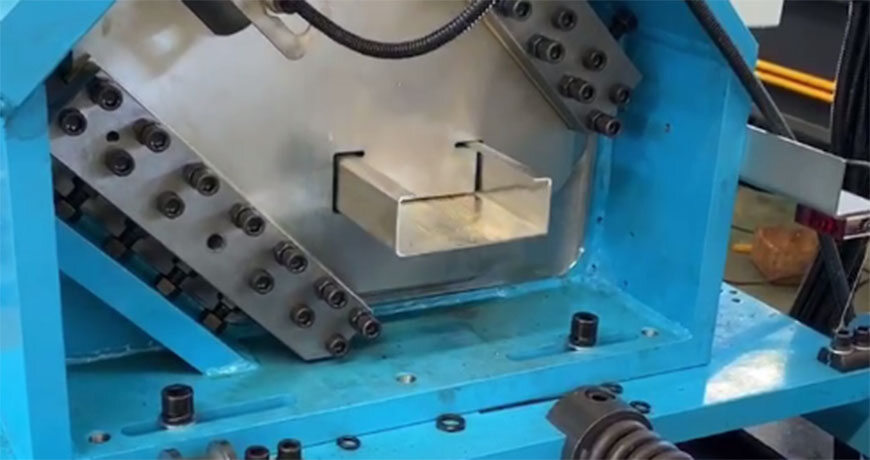 Solar Mounting Bracket Machine (C70-200) - CZ Purlin Roll Forming ...