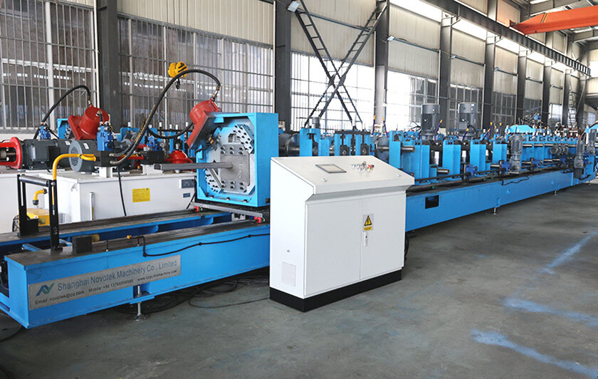 High Speed CUZ Purlin Roll Forming Machine - CZ Purlin Roll Forming ...