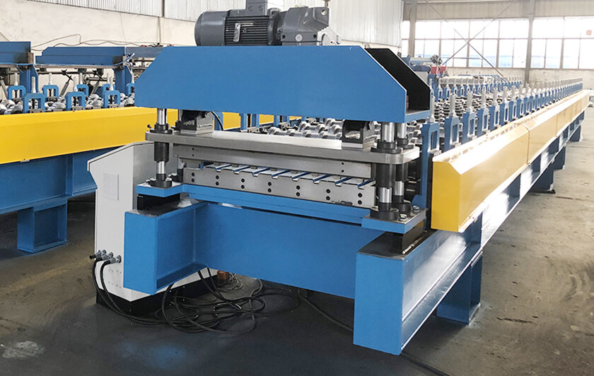 Roof Panel Roll Forming Machine - Roll Forming Machine - CZ Purlin Roll ...